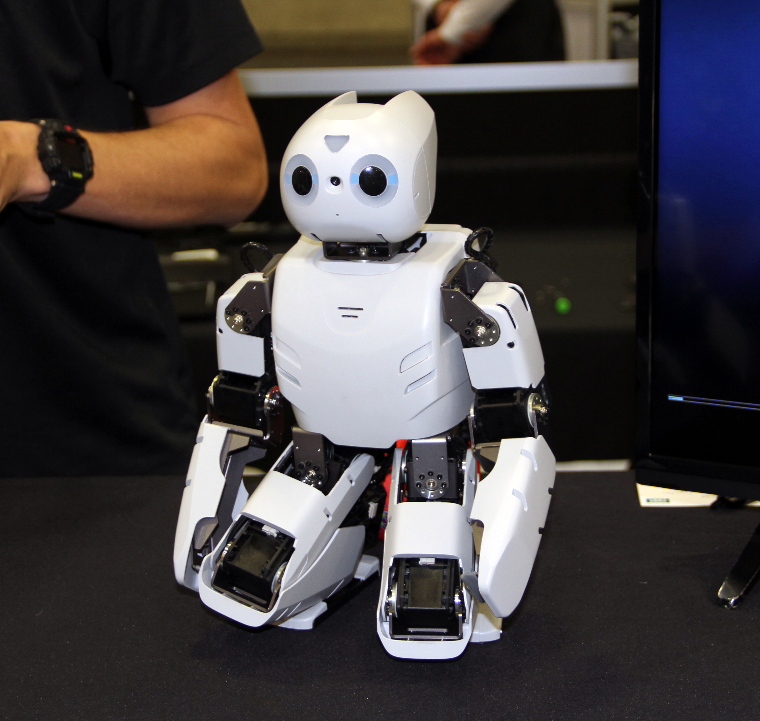 Robotis (2).jpg | The National Robotics Education Foundation